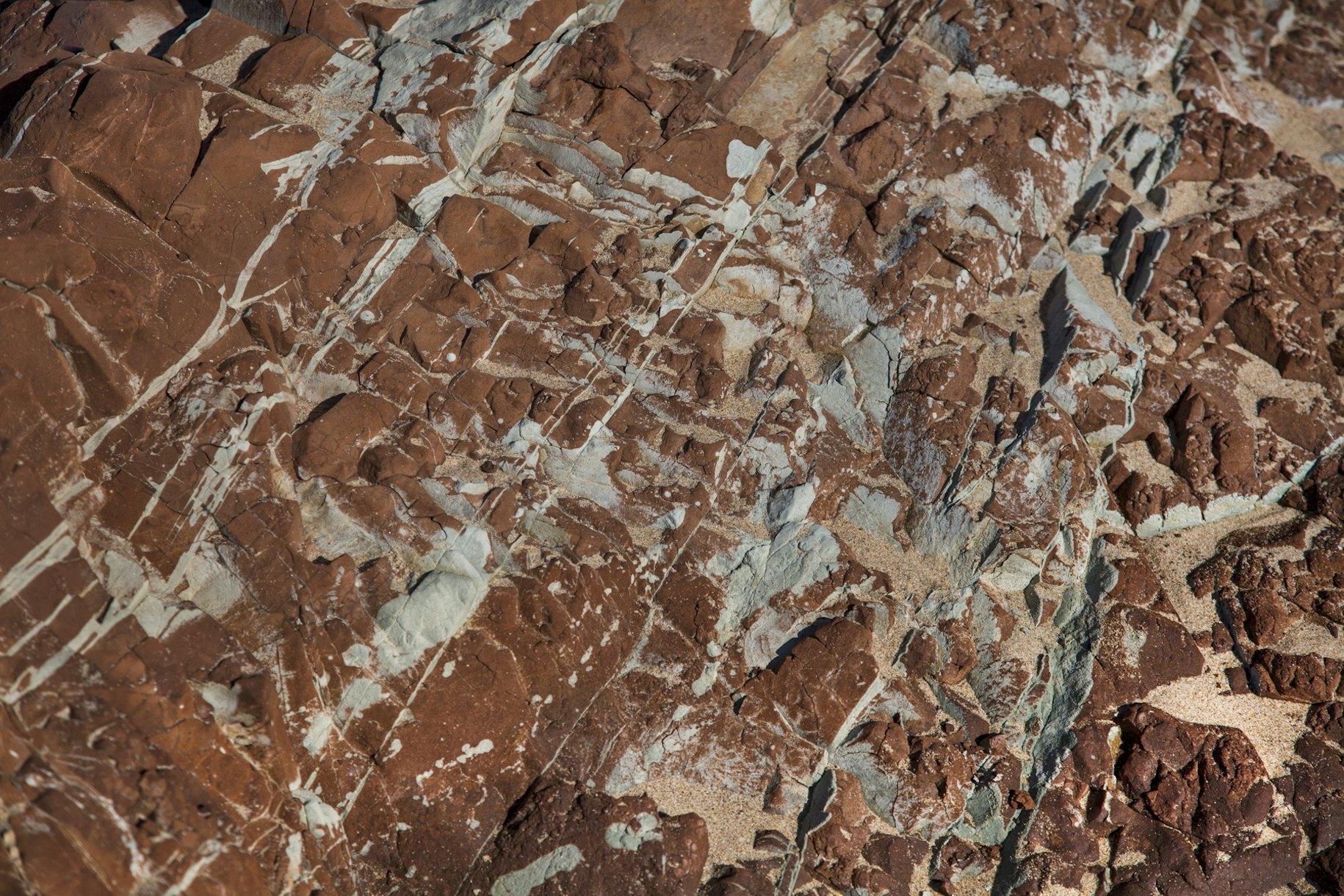 Massive Rock wallpaper - Happywall