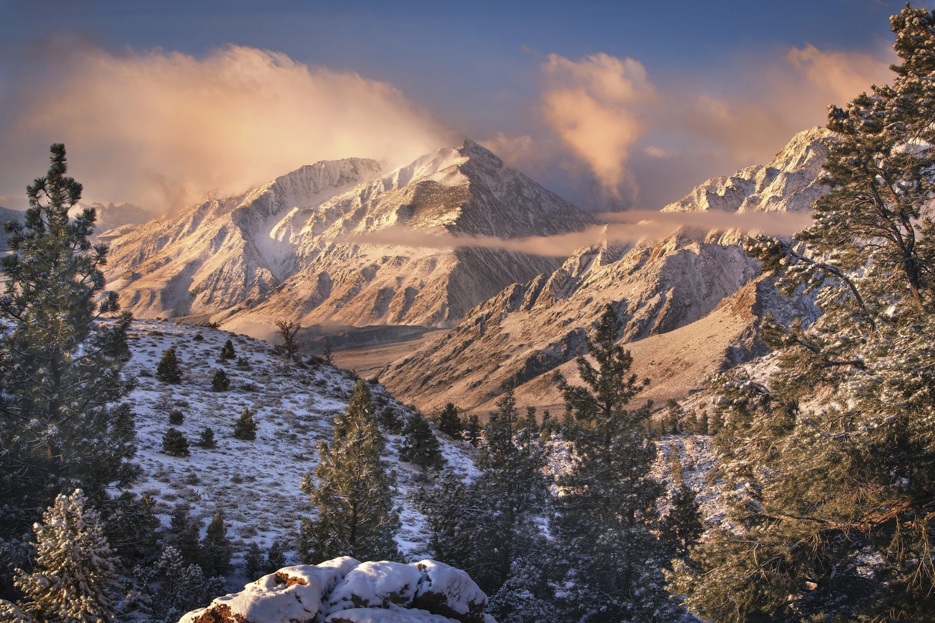 Mountain Light Wallpaper | Happywall