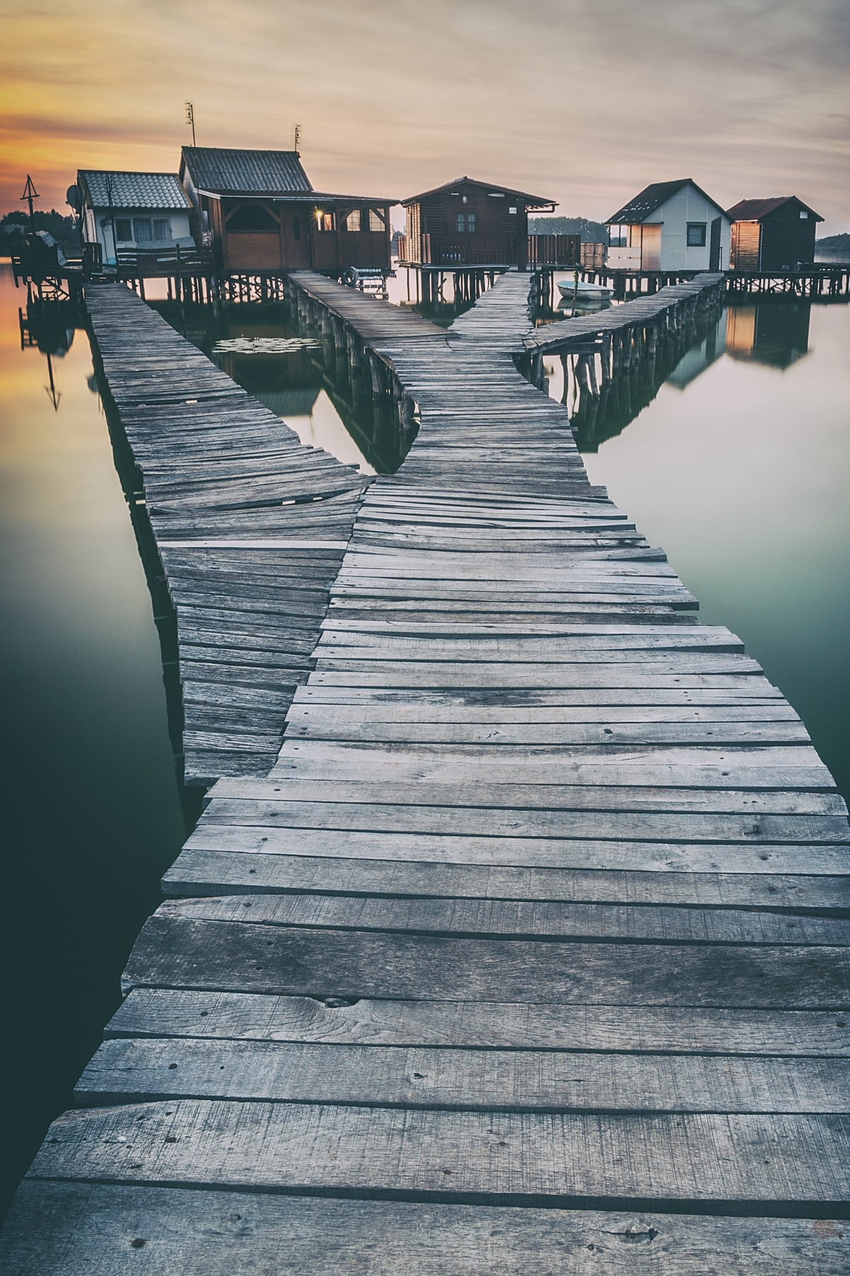 Lake and Cottages Wallpaper - Happywall