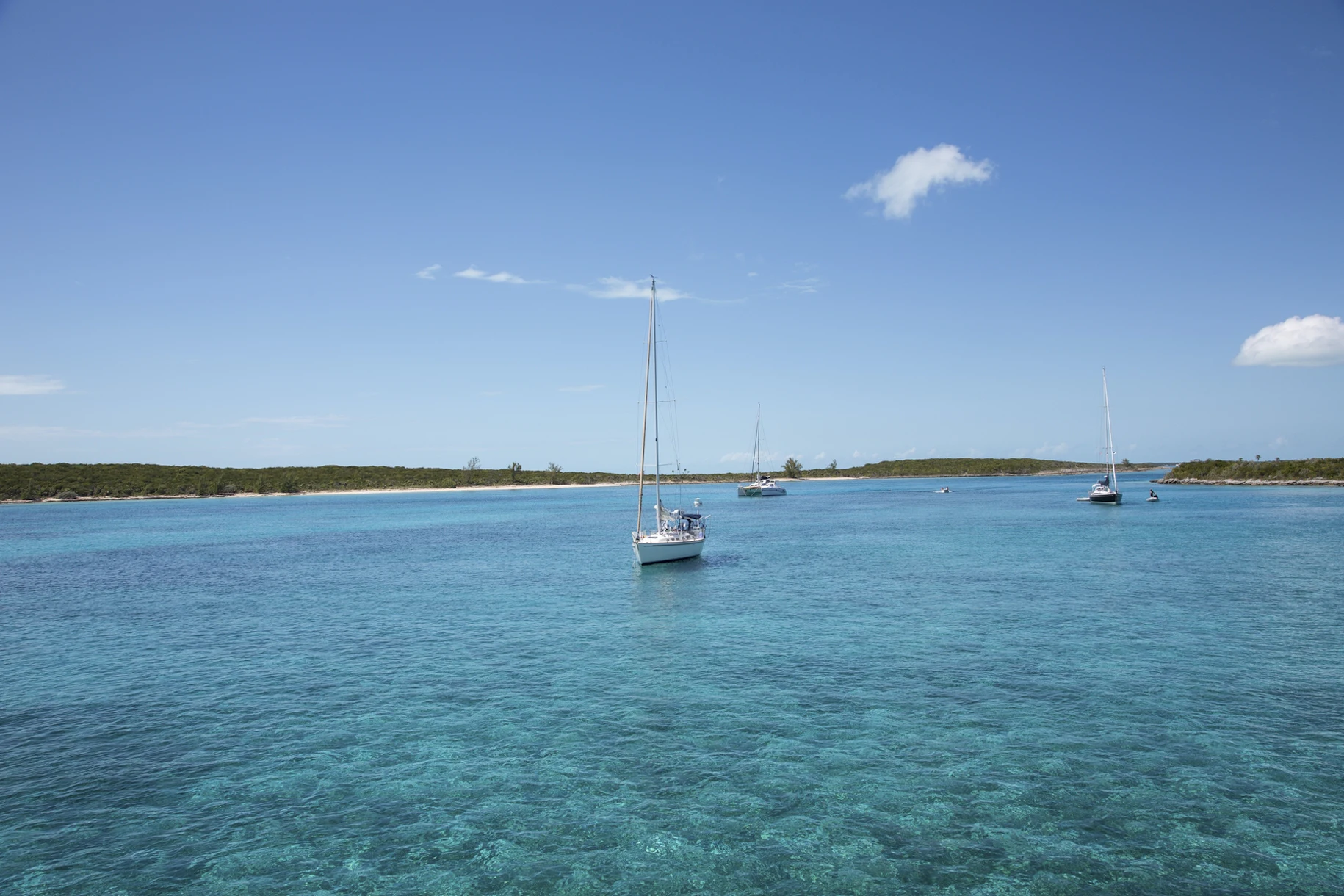 Bahamas Sailboats Wallpaper | Happywall