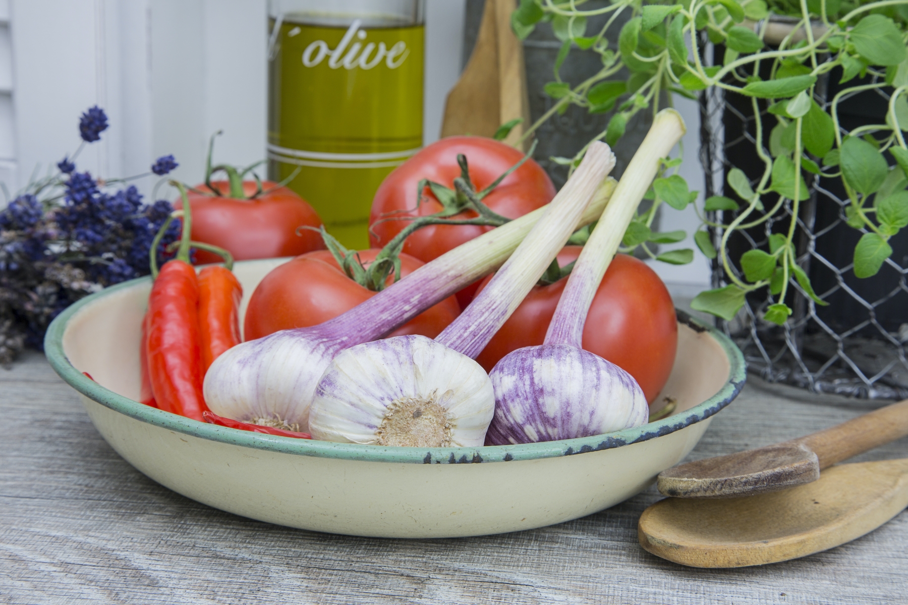 "Mediterranean Cuisine Still Wallpaper - Happywall"