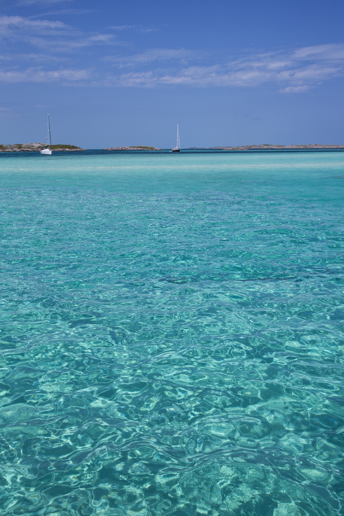 Shop Bahamas Crystal Clear Sea Wallpaper - Happywall