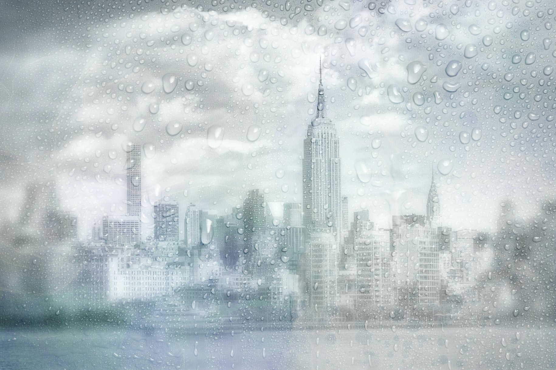 Midtown Manhattan Rainy Day Wallpaper | Happywall