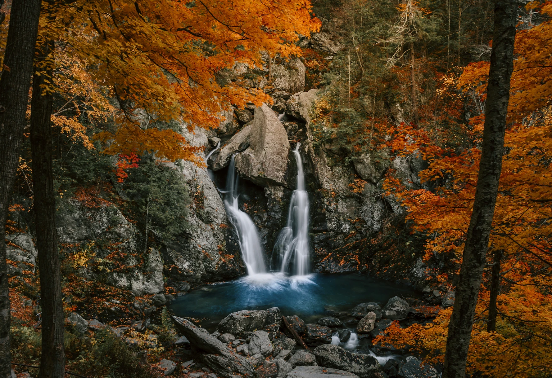 Autumn Waterfall Wallpaper | Happywall.com