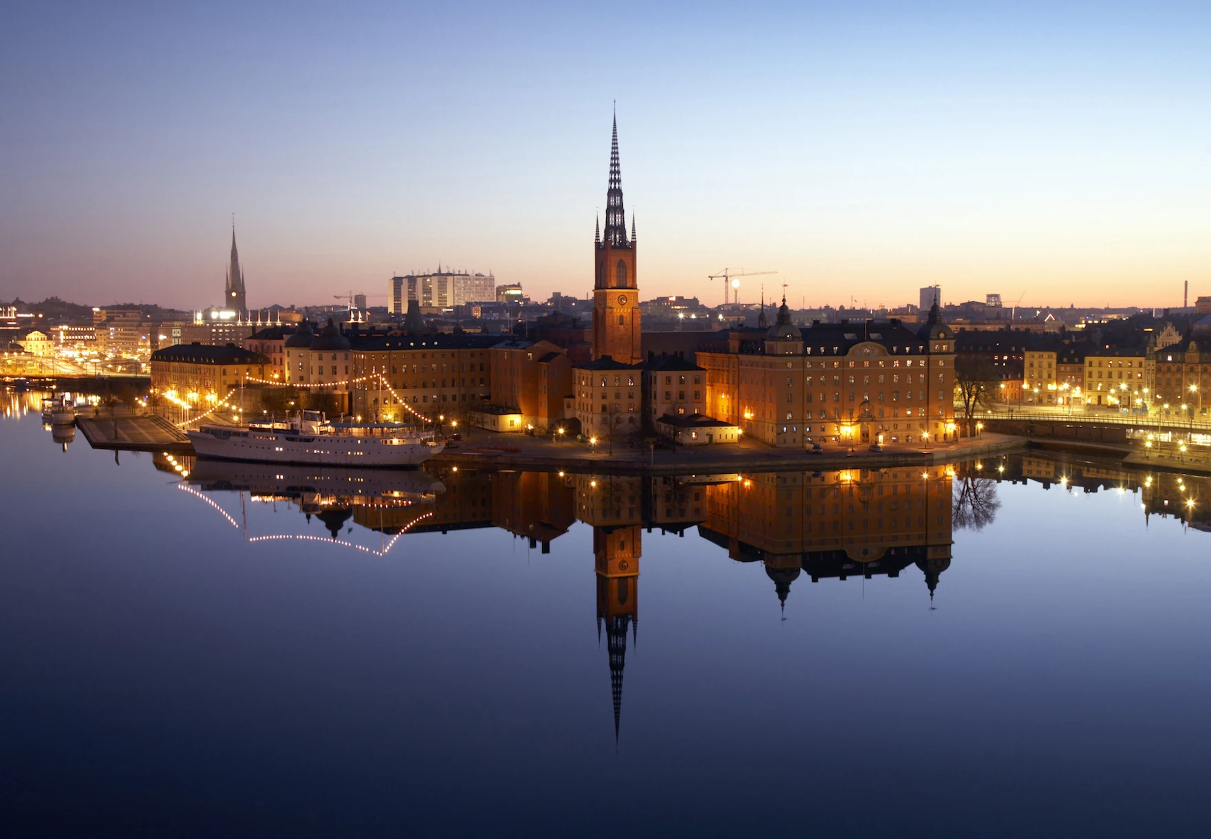 Riddarholmen wallpaper | Happywall