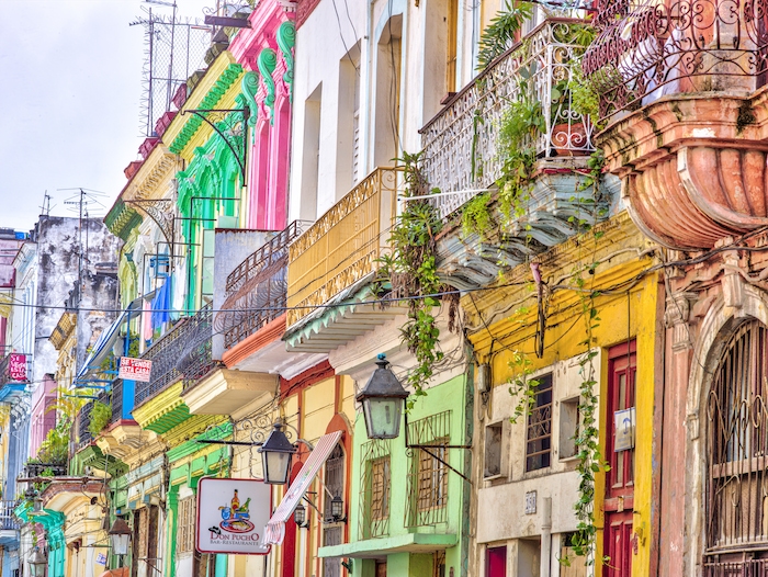 Colorful Havana House Wallpaper