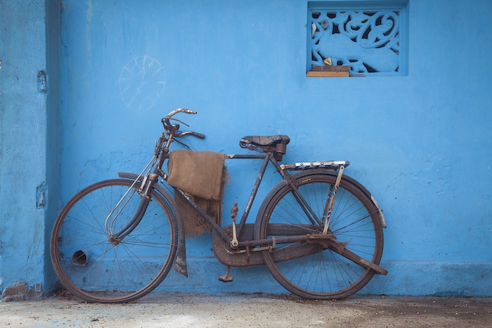 Vintage Bicycle Blue Wallpaper