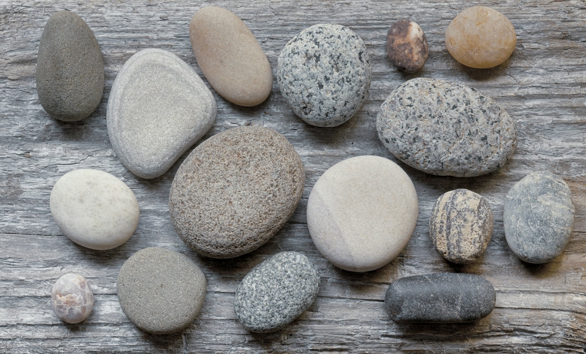 Smooth Grey Pebble II wallpaper - Happywall