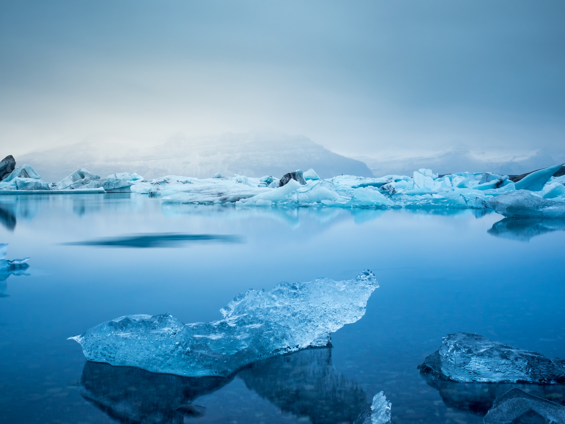 Iceland Glacier Lagoon Wallpaper - Buy Online | Happywall