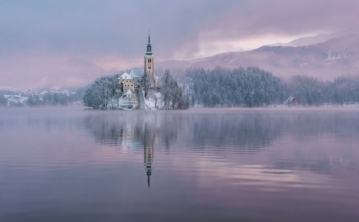 Frozen Castle Lake Wallpaper
