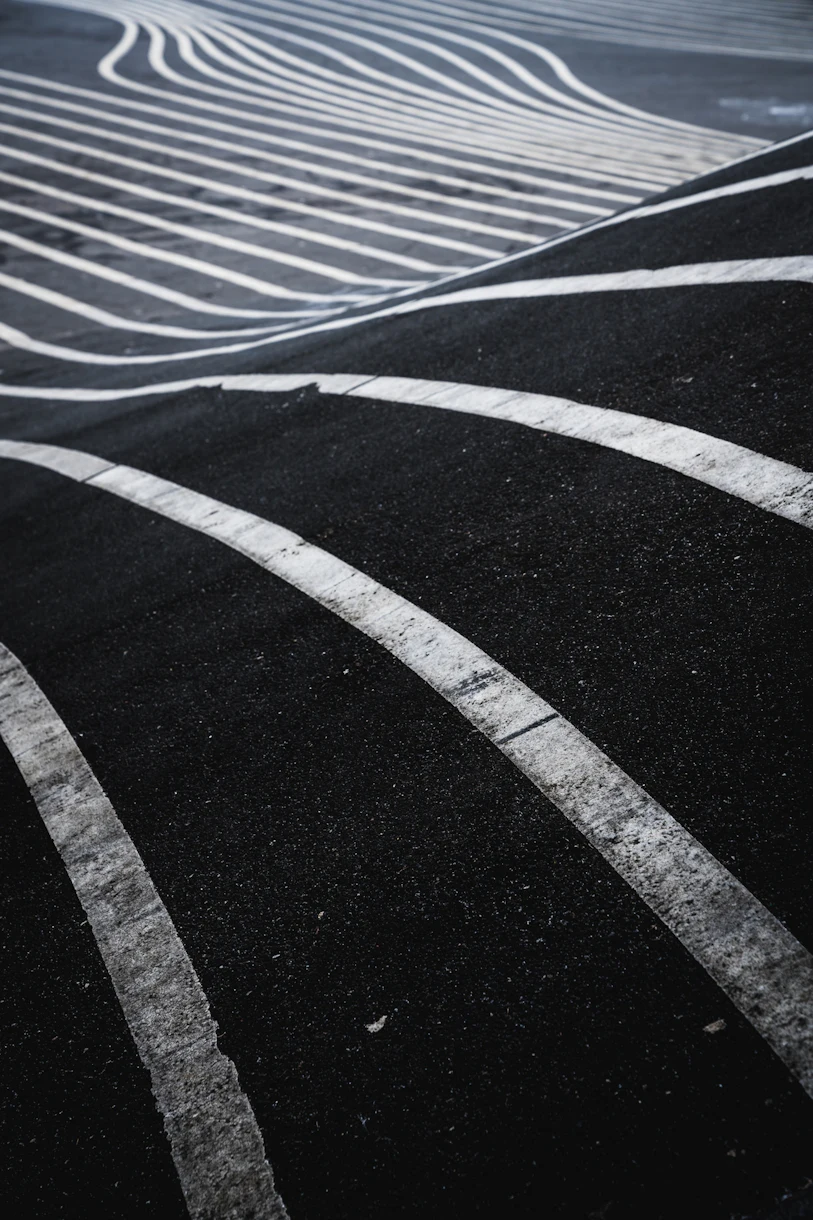 Standing Lines Wallpaper - Modern and Minimalistic Design | Happywall