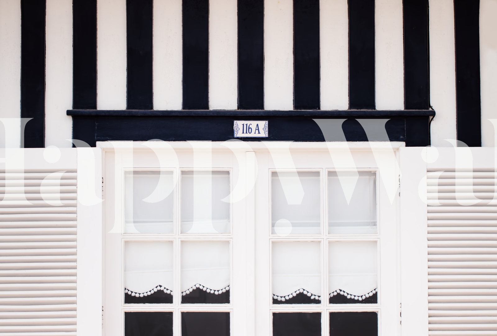 Black and White Striped Wallpaper