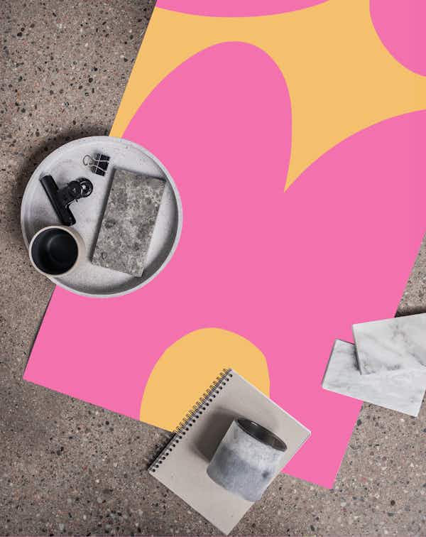 Retro Daisy Flowers in Pink 1 wallpaper - Happywall