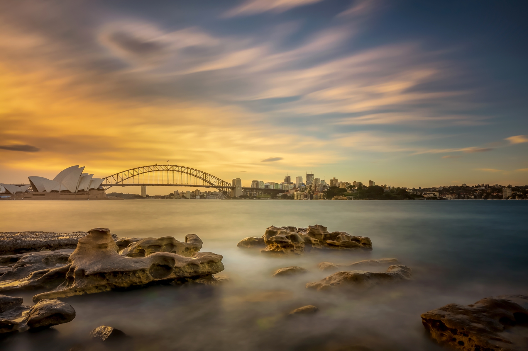 Get Mesmerized with Our Sydney Opera House Sunset Wallpaper | Happywall