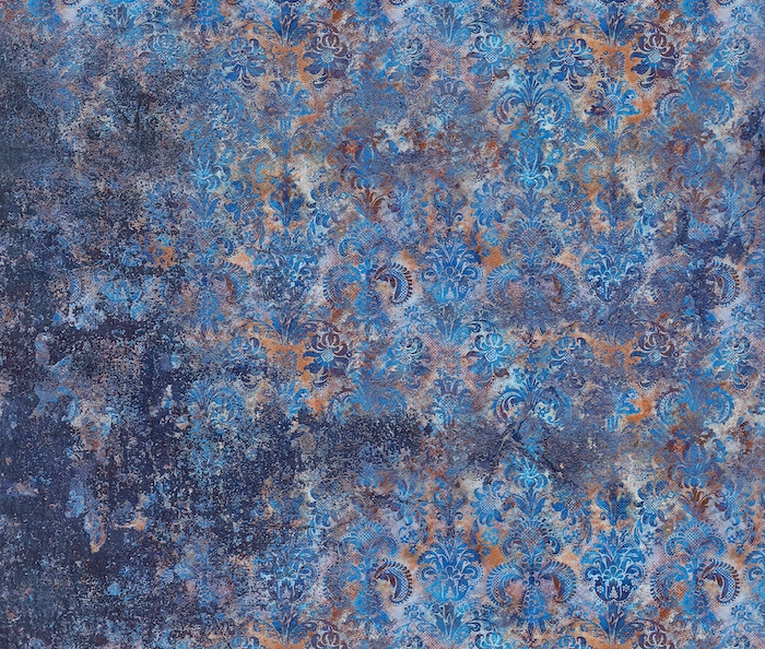 Grunge Damask Wall Rust Cobalt - Happywall