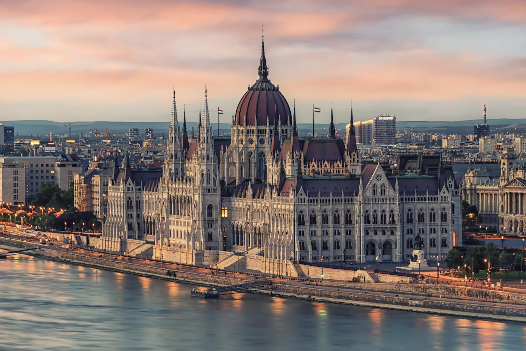 Hungarian Parliament Building Wallpaper - Buy Online | Happywall