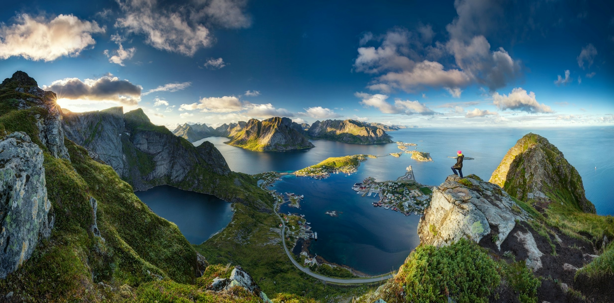 Reinebringen Views Wallpaper - Stunning Scenery for Your Walls | Happywall