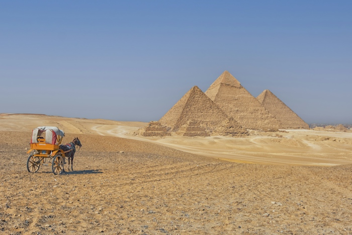 Giza Plateau Wallpaper | Happywall