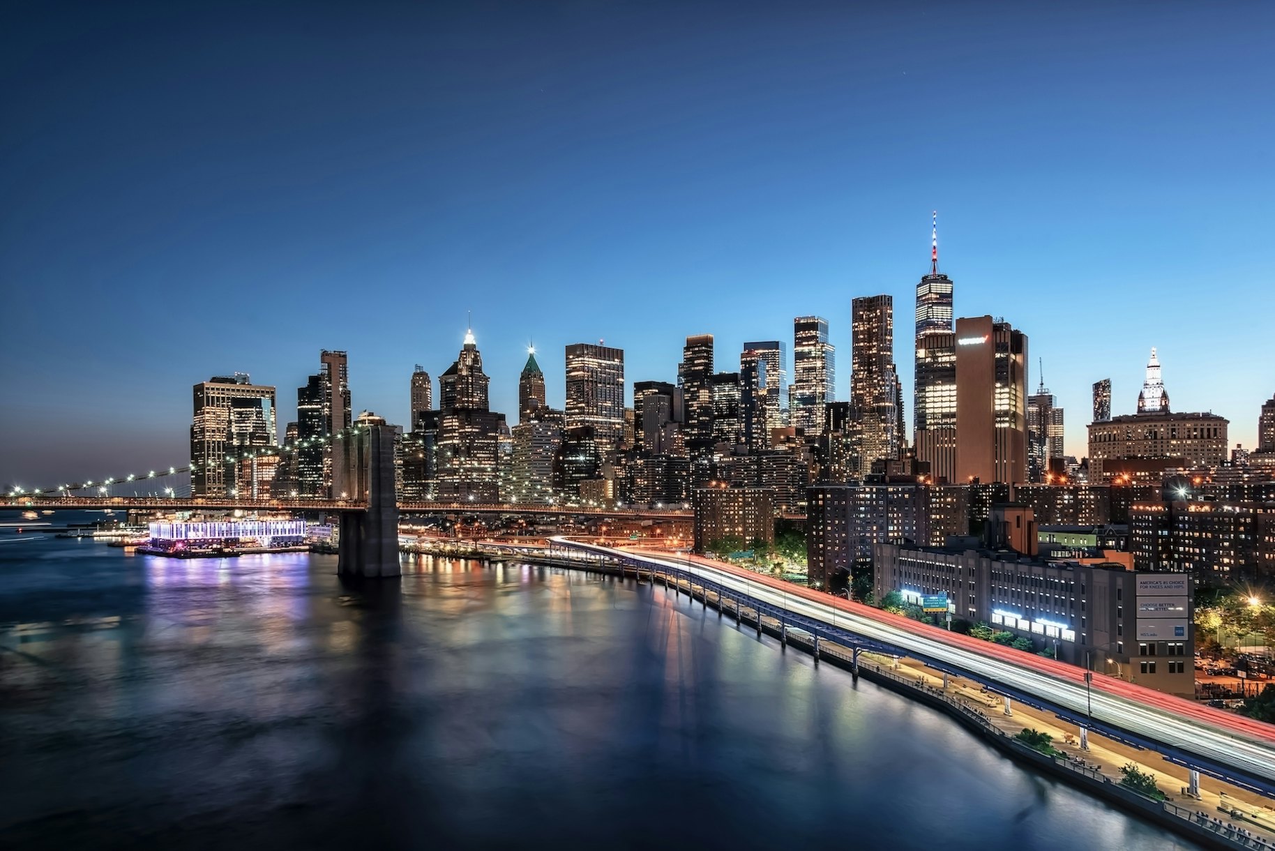 Dusk in New York Wallpaper – Stunning Cityscape Wallpaper | Happywall