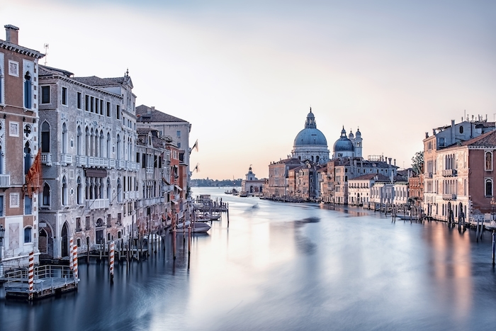 Buy Grand Canal Morning Wallpaper - Happywall