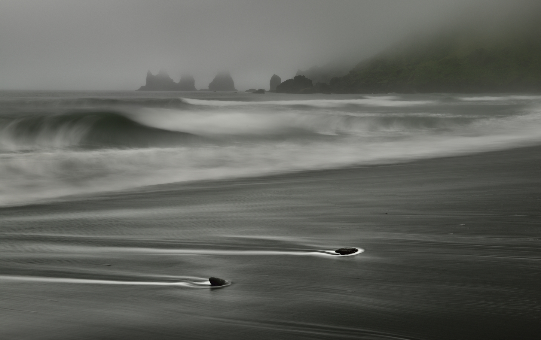 Traces in Time Wallpaper | Beautiful and Sophisticated Designs at Happywall