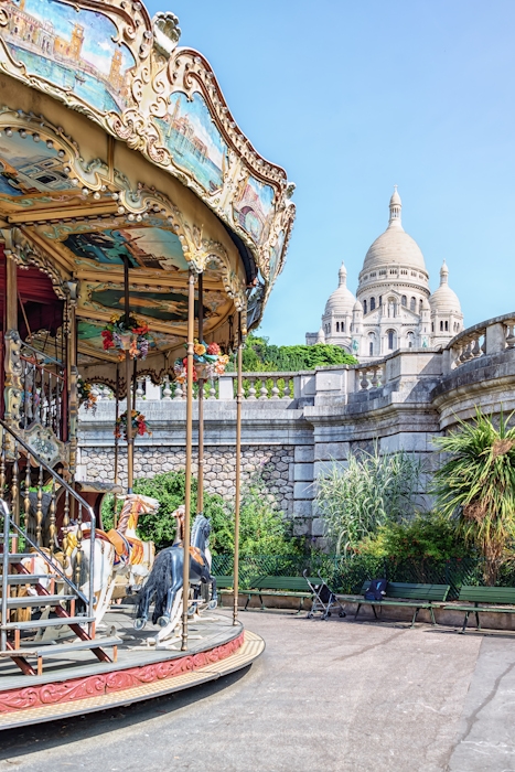 Carousel in Montmartre Wallpaper