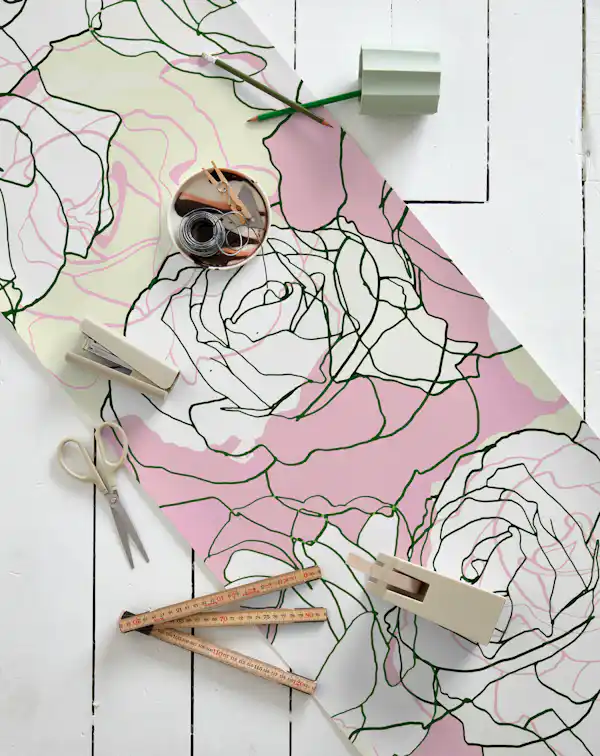 Line Art Pastel Roses Pattern Wallpaper - Happywall